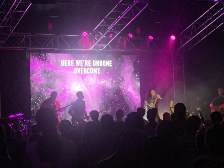 Sprung Project: Pantano Church - Youth Facility - Church