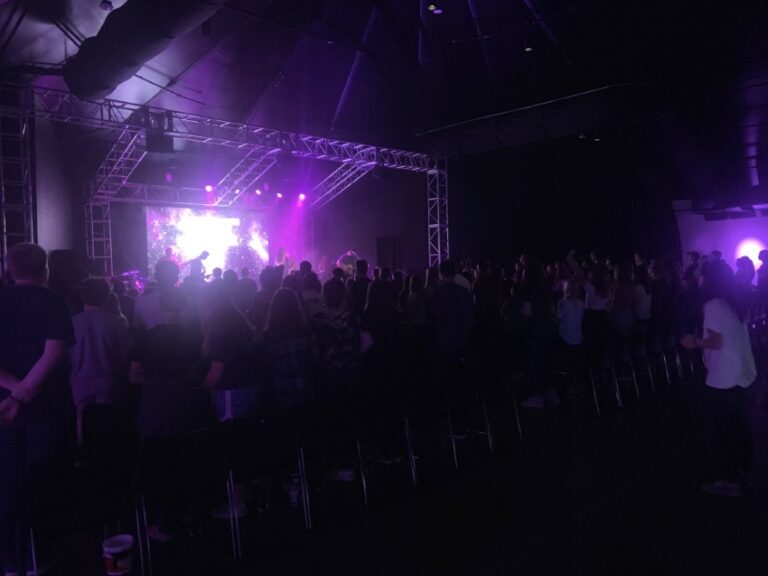 Sprung Project: Pantano Church - Youth Facility - Church